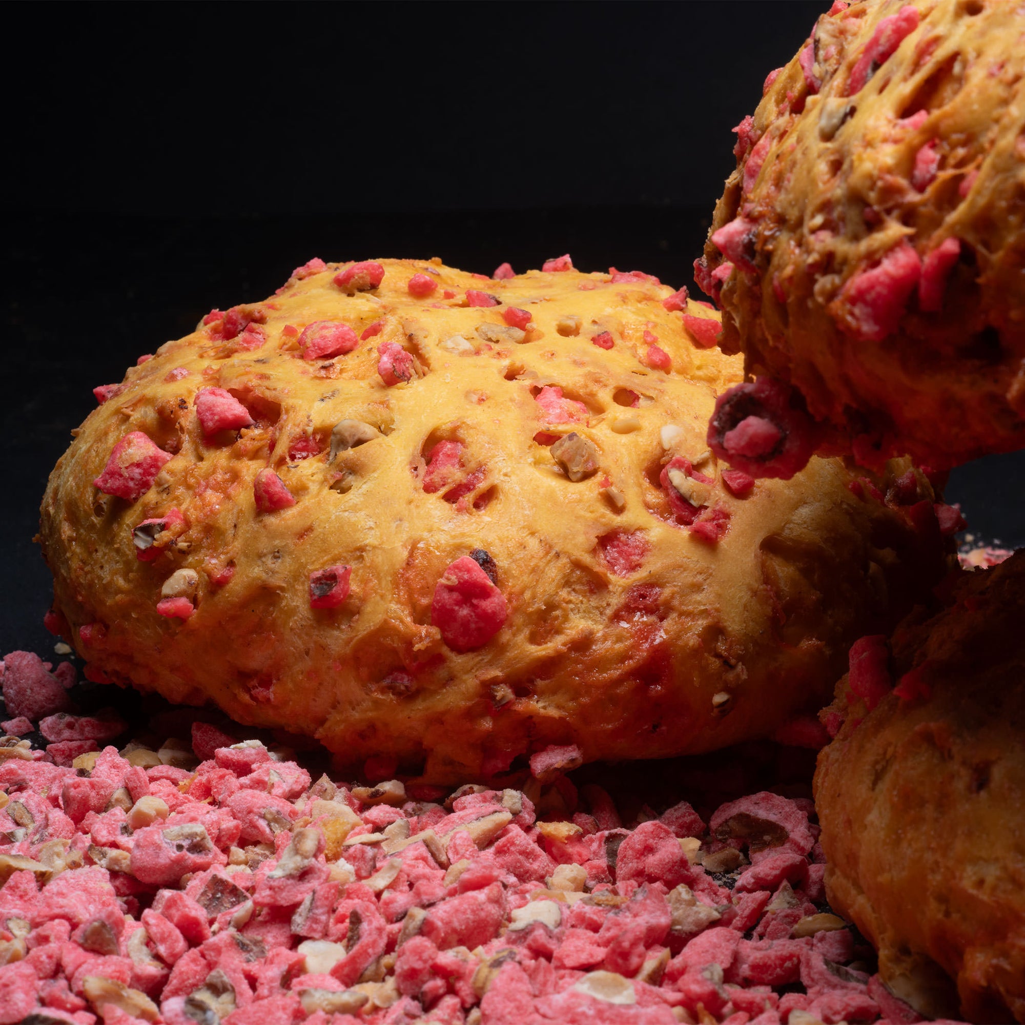 La Praluline®: brioche with pink pralines | Maison Pralus